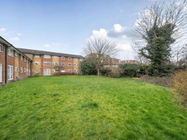 2 Bedroom Flat