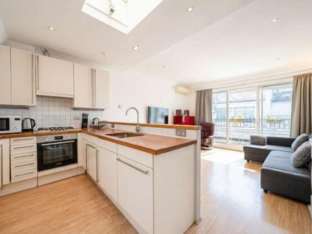 2 Bedroom Flat