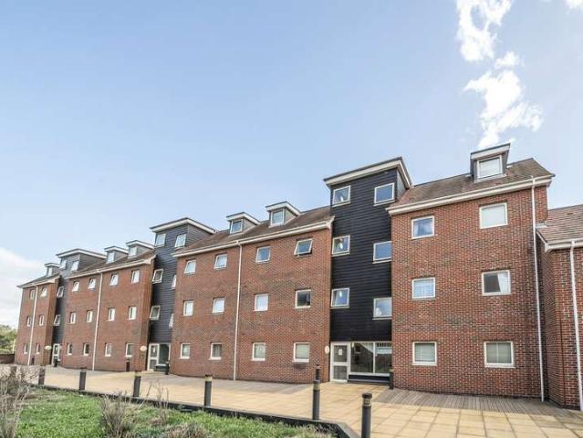 2 Bedroom Flat