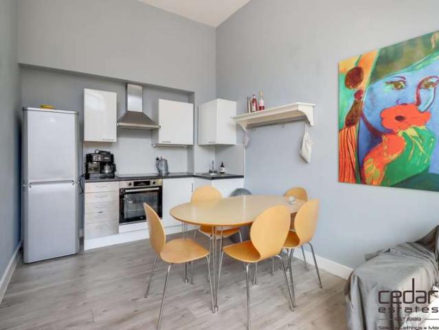 2 Bedroom Flat
