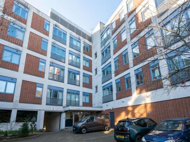 2 Bedroom Flat