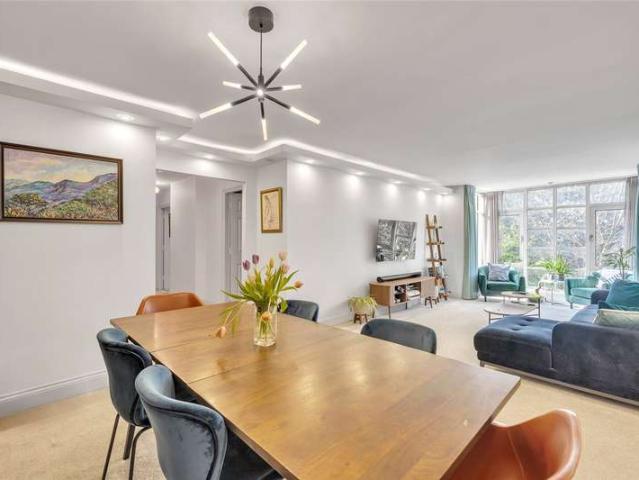 2 Bedroom Flat