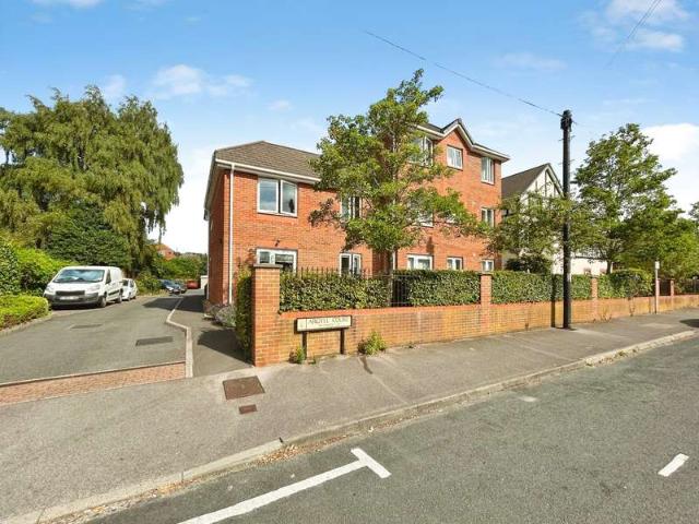 2 Bedroom Flat