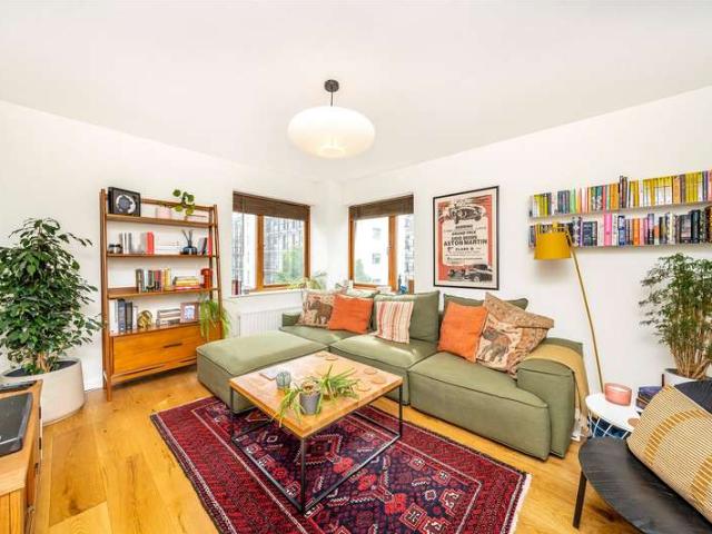 2 Bedroom Flat