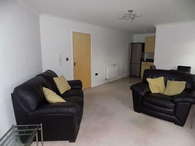 2 Bedroom Flat