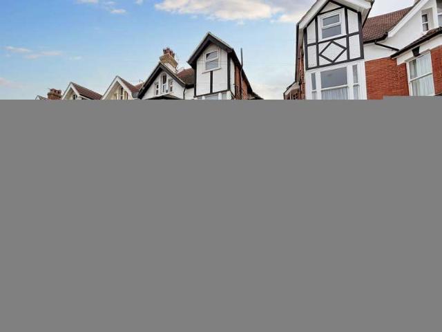 2 Bedroom Flat