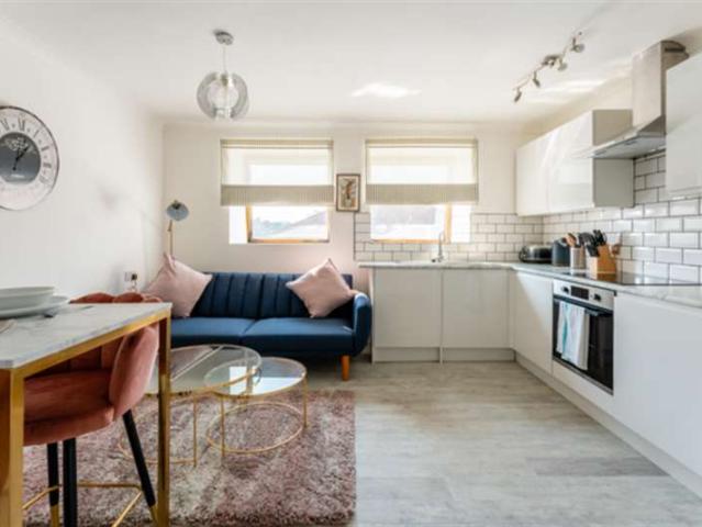 2 Bedroom Flat