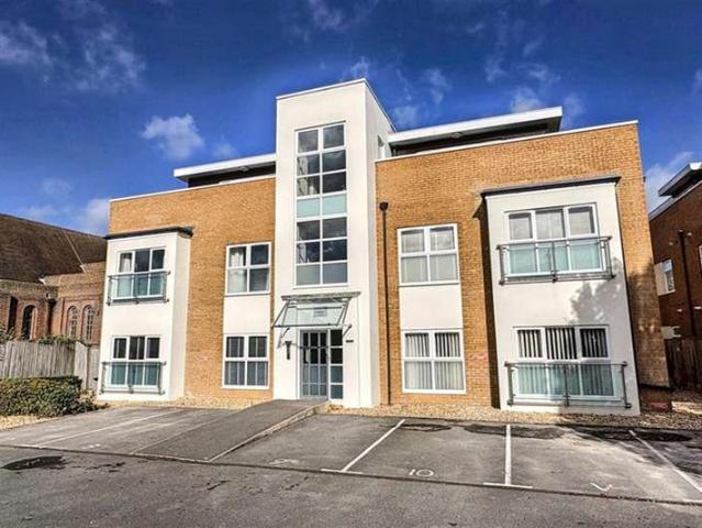 2 Bedroom Flat