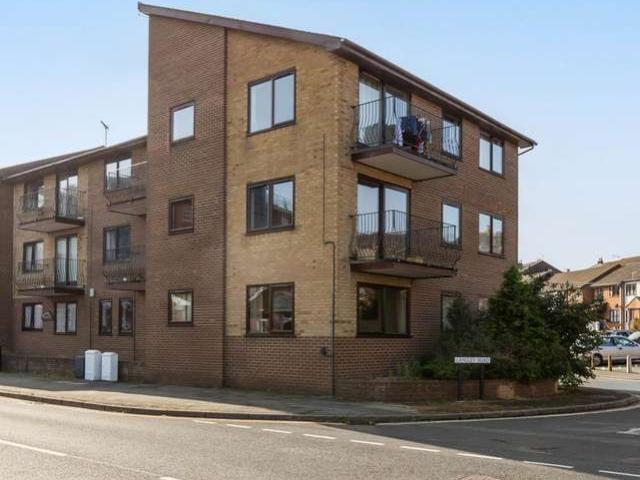 2 Bedroom Flat