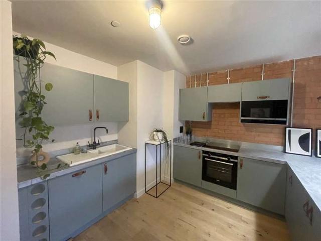 2 Bedroom Flat