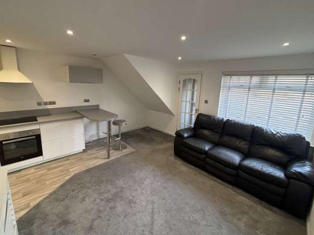 2 Bedroom Flat
