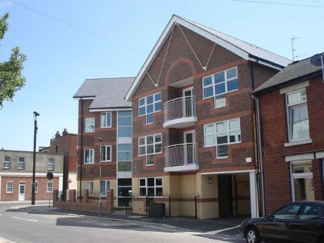 2 Bedroom Flat