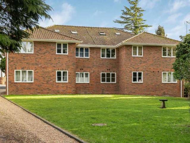 2 Bedroom Flat