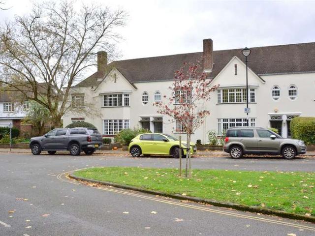 2 Bedroom Flat