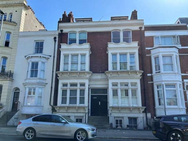 2 Bedroom Flat