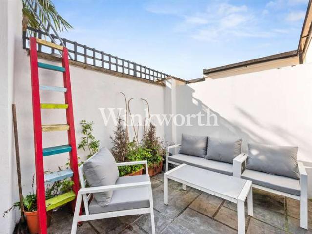 2 Bedroom Flat