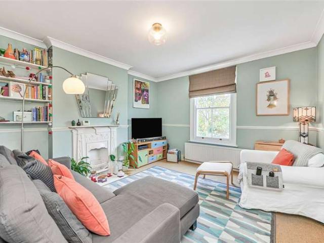 2 Bedroom Flat
