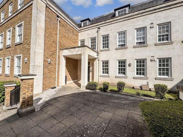 2 Bedroom Flat