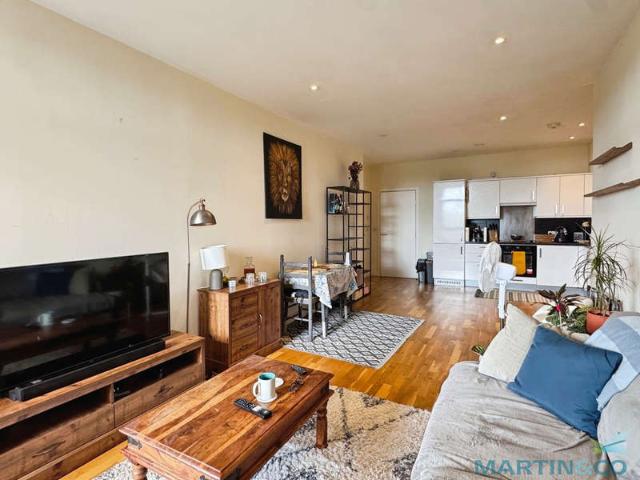 2 Bedroom Flat