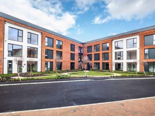 2 Bedroom Flat