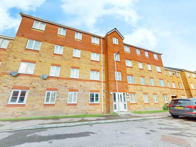 2 Bedroom Flat