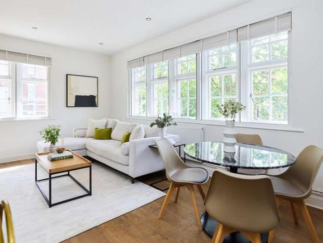 2 Bedroom Flat