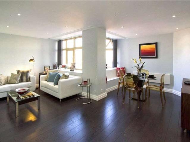 2 Bedroom Flat