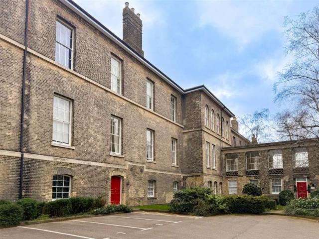 2 Bedroom Flat