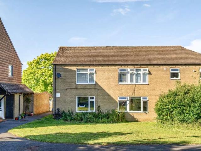 2 Bedroom Flat