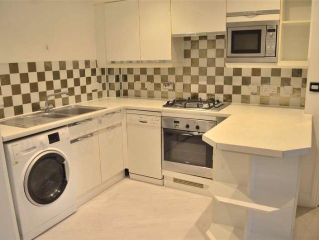2 Bedroom Flat
