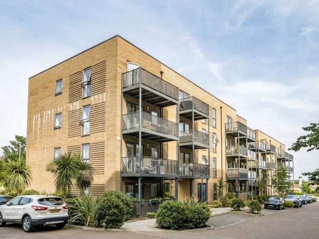 2 Bedroom Flat