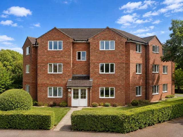 2 Bedroom Flat