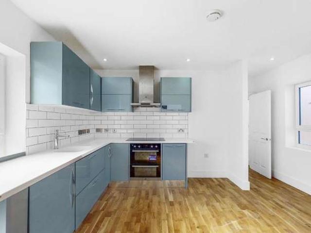 2 Bedroom Flat