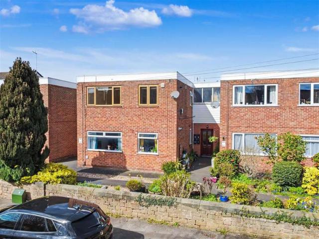 2 Bedroom Flat