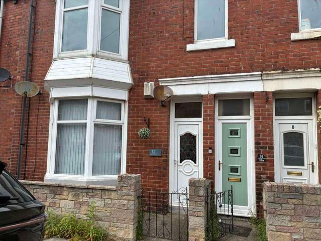 2 Bedroom Flat