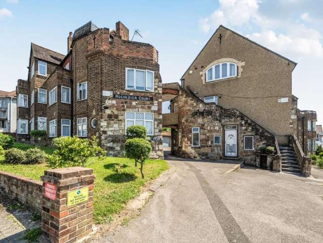2 Bedroom Flat