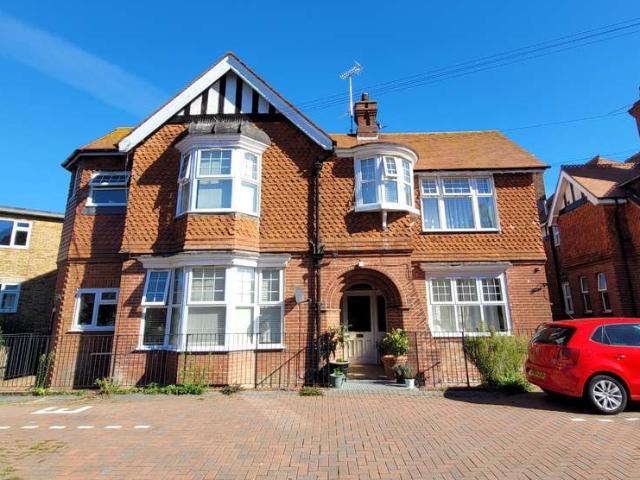 2 Bedroom Flat