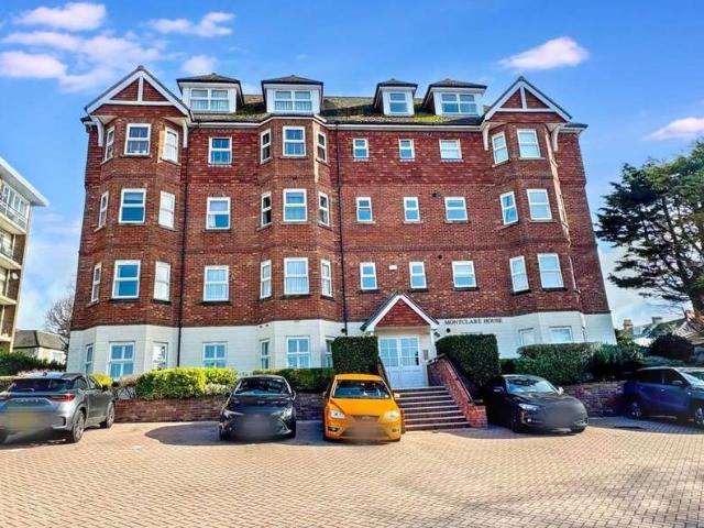 2 Bedroom Flat