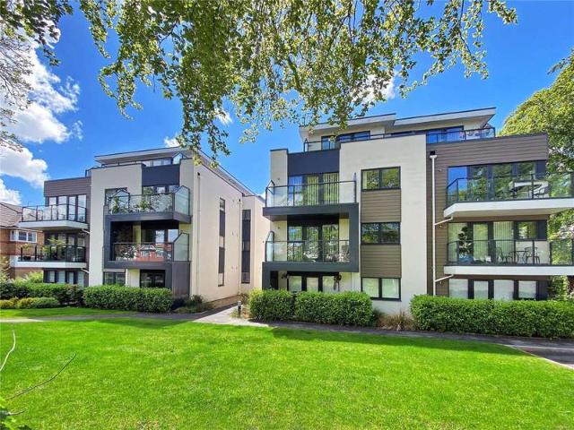 2 Bedroom Flat