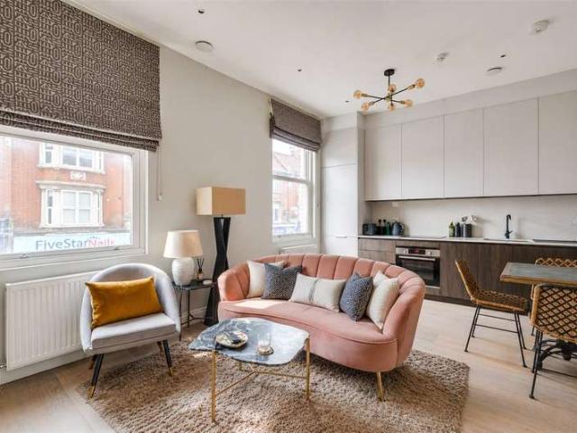 2 Bedroom Flat