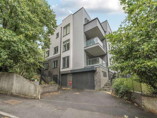 2 Bedroom Flat