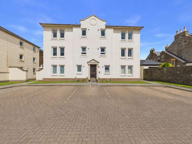2 Bedroom Flat