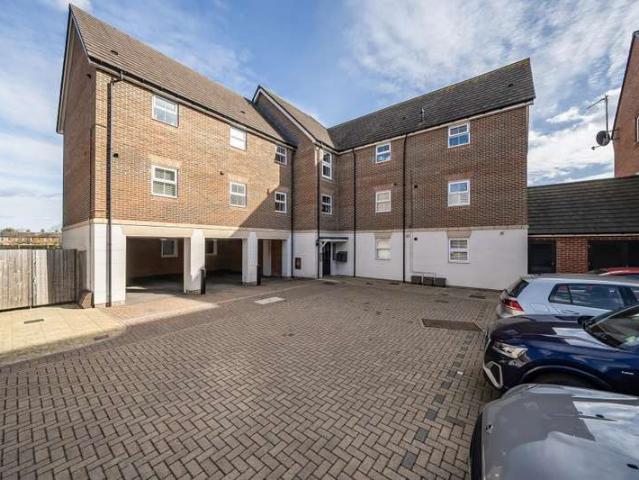 2 Bedroom Flat