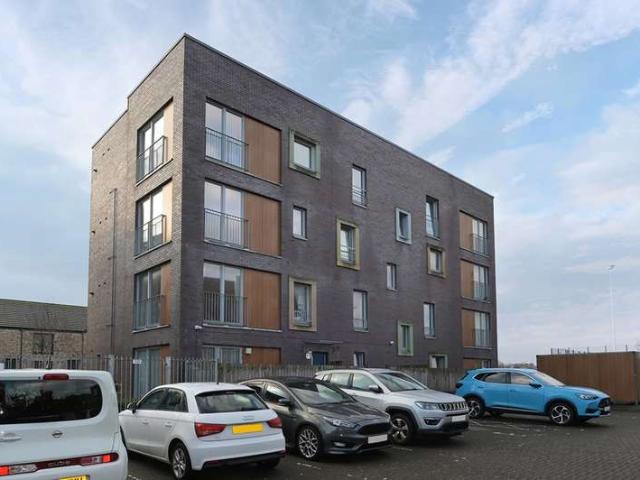 2 Bedroom Flat