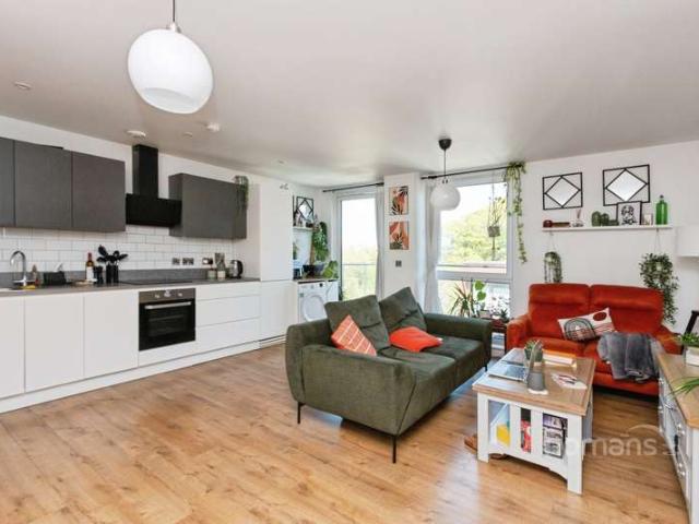 2 Bedroom Flat
