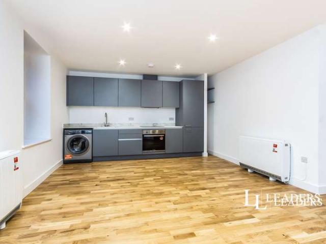 2 Bedroom Flat