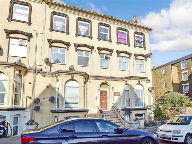 2 Bedroom Flat
