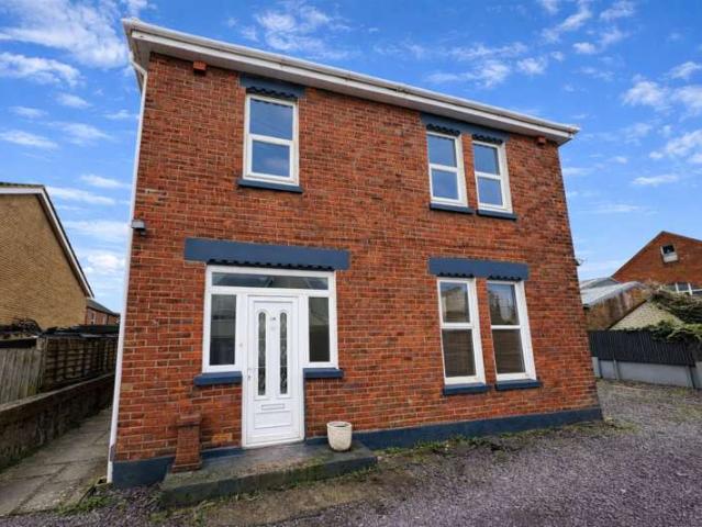 2 Bedroom Flat