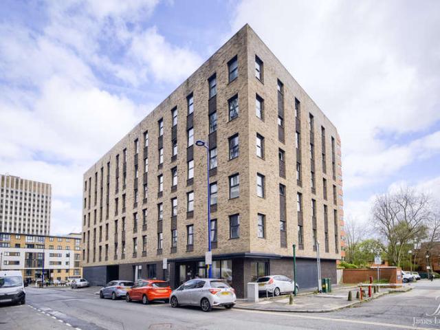 2 Bedroom Flat