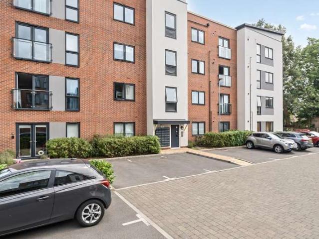2 Bedroom Flat